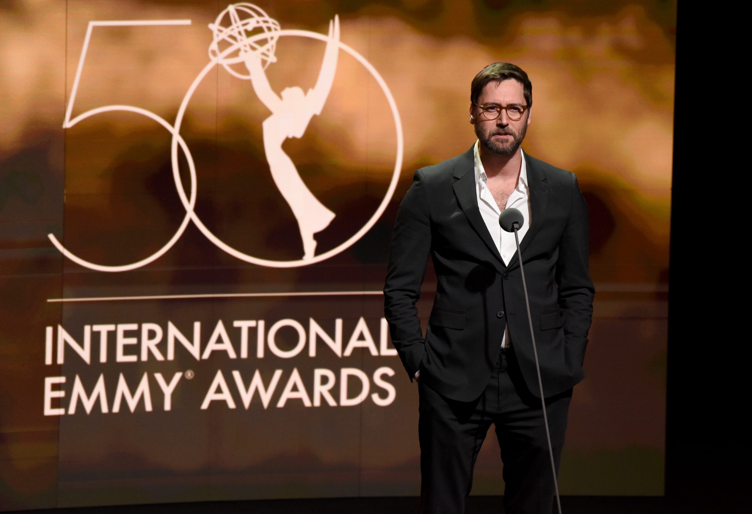 2022 INTERNATIONAL EMMY® AWARDS GALA [unitegallery 2022gala ...