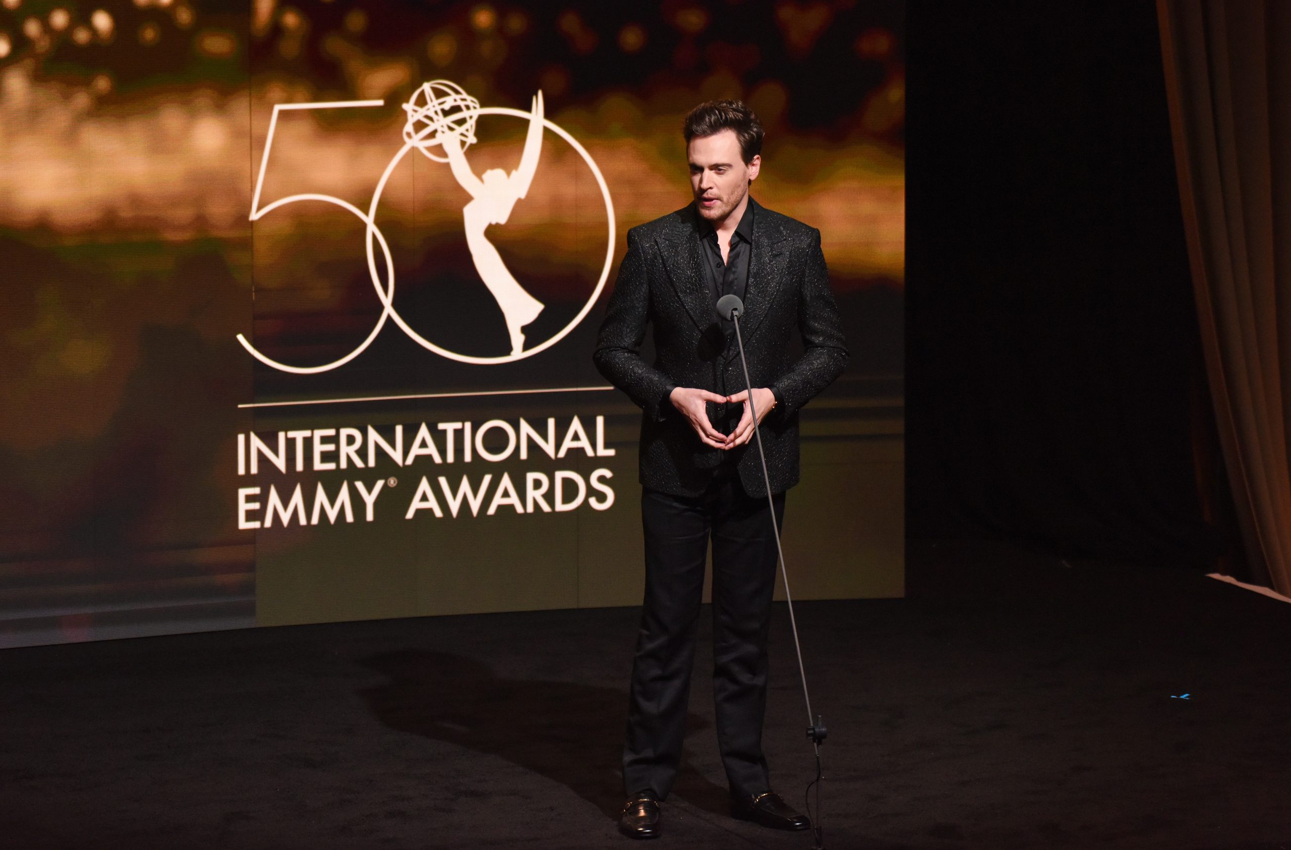 2022 INTERNATIONAL EMMY® AWARDS GALA [unitegallery 2022gala ...