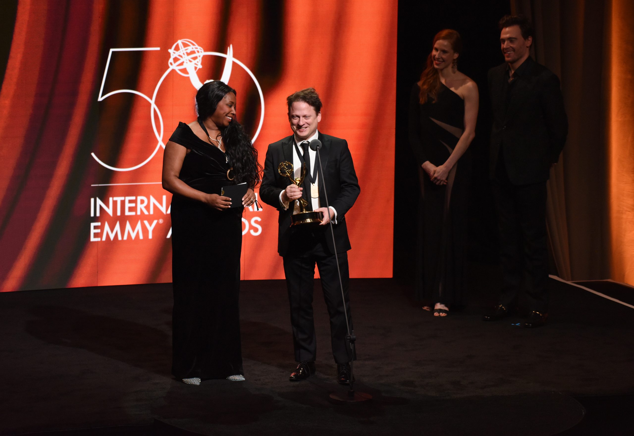 2022 INTERNATIONAL EMMY® AWARDS GALA [unitegallery 2022gala ...